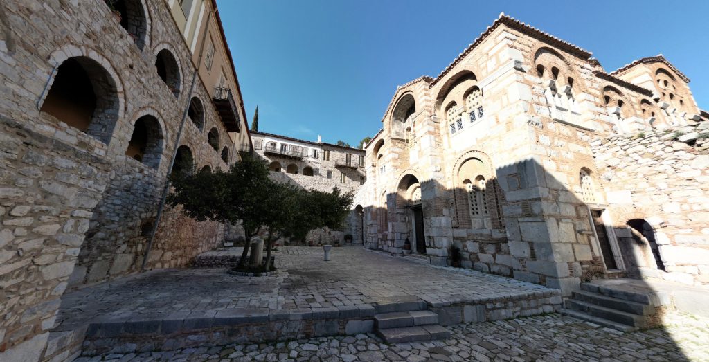 Ιερά Μονή Οσίου Λουκά